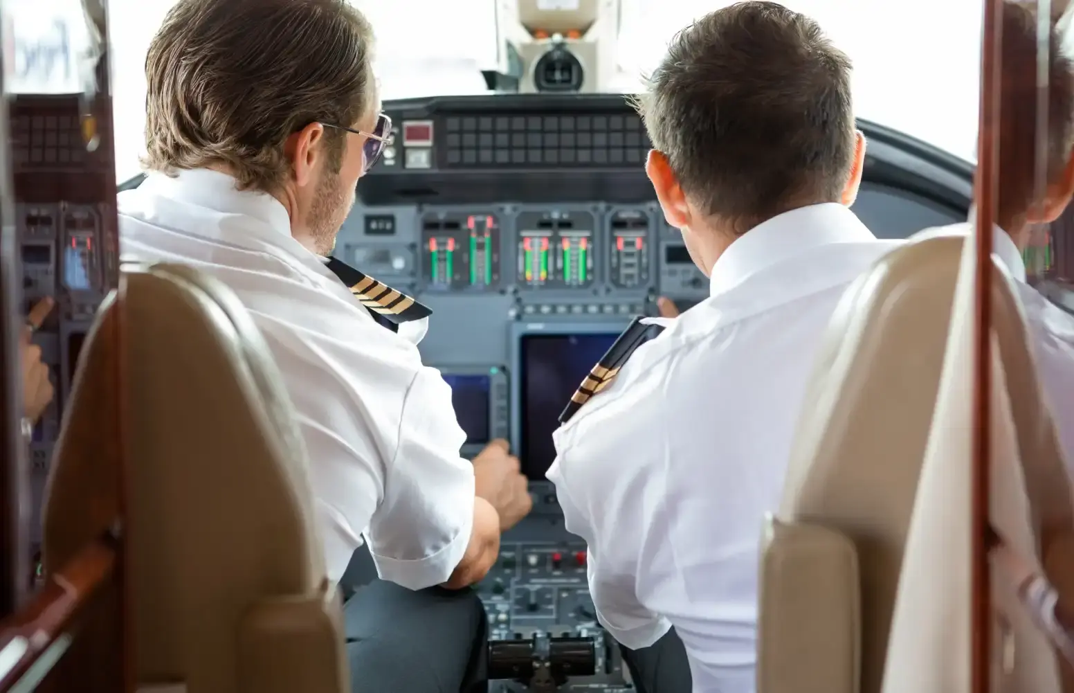Your Guide to the Corporate Jet Pilot Salary and Job Outlook